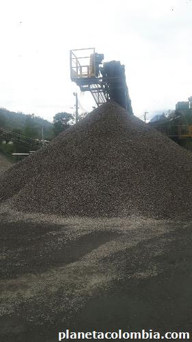 Venta de arena de río triturada o natural de Gacheta o del Tolima grava ...